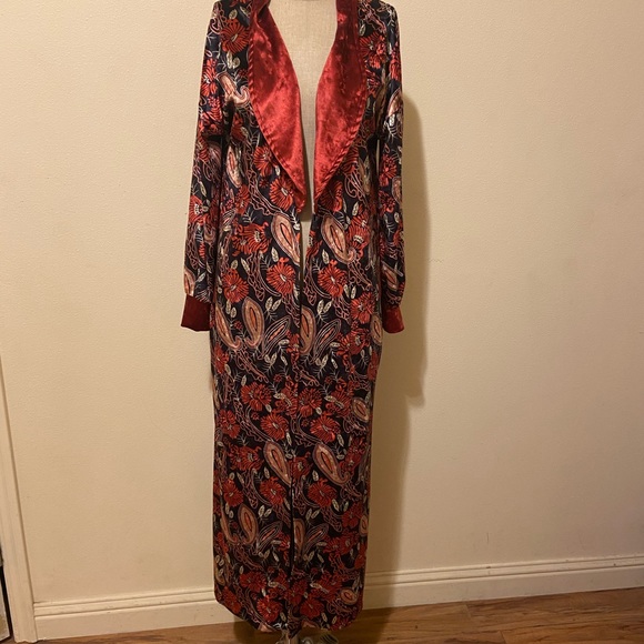 MISSLOOK | Intimates & Sleepwear | Misslook Long Silky Robe | Poshmark
